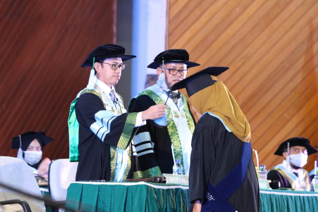 FEB Unand Gelar Penyerahan Ijazah Secara Luring – Website Resmi Fakultas Ekonomi dan Bisnis Univ ...