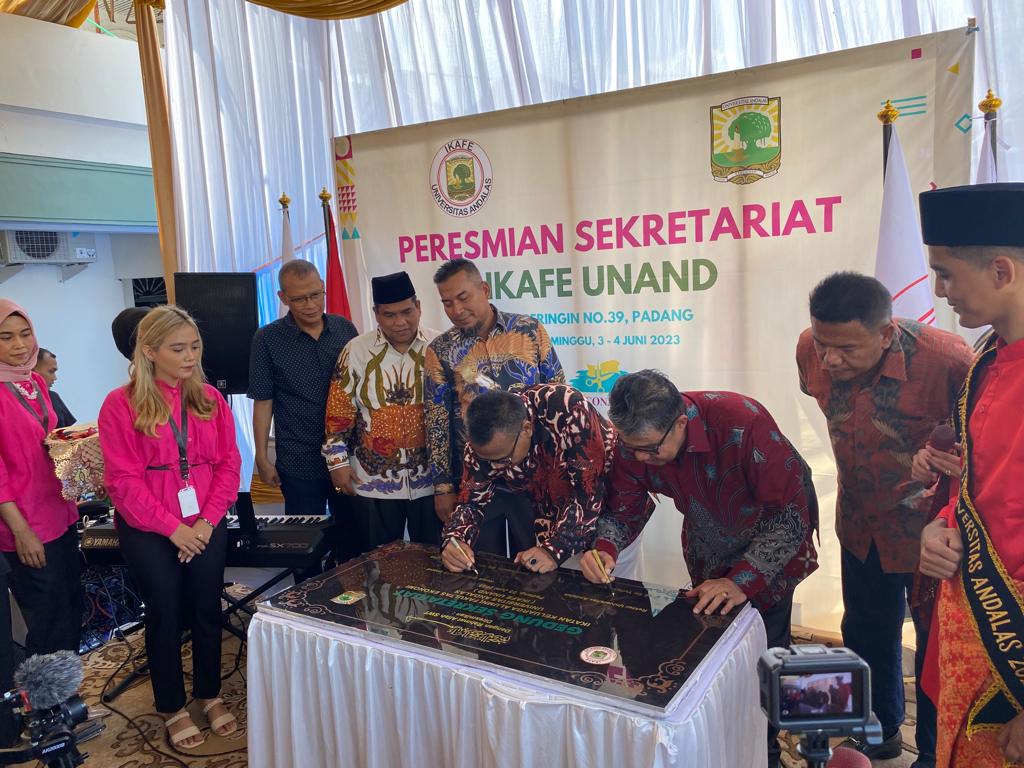 IKAFE Unand Resmikan Gedung Sekretariat di Padang – Website Resmi ...