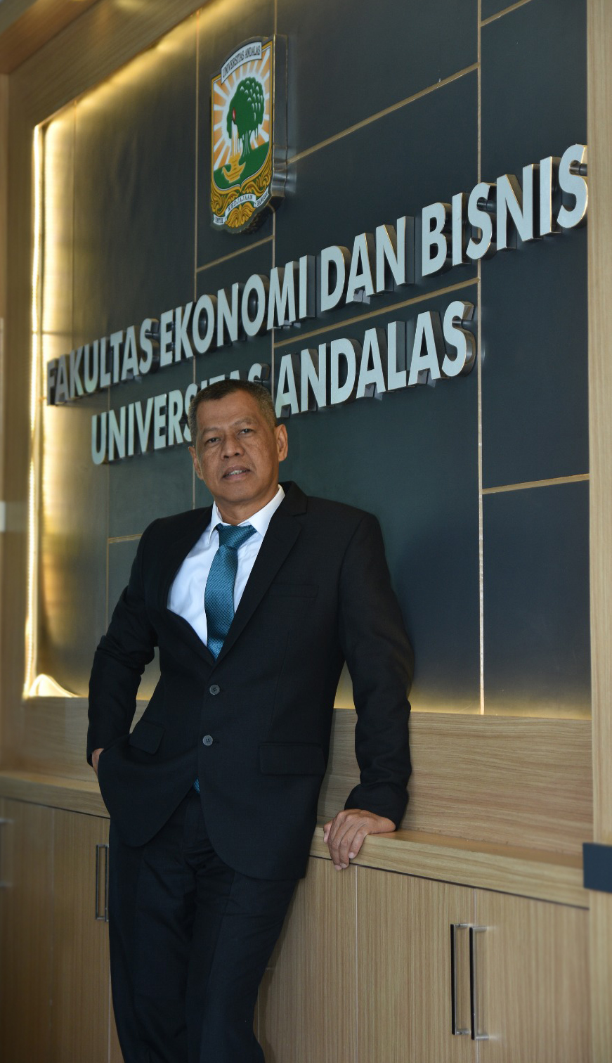 Struktur Kepemimpinan – Website Resmi Fakultas Ekonomi dan Bisnis Univ ...